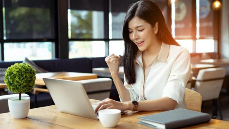 Apa itu Proofreading? Ini 6 Hal yang Perlu Kamu Ketahui! - Fastwork.id